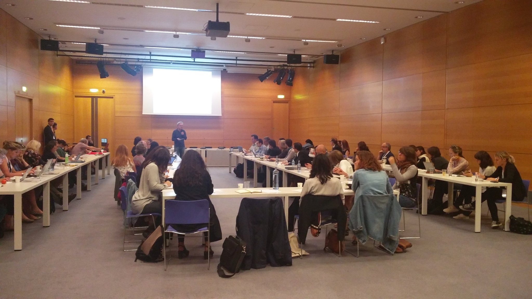 Research fellow leads successful global networking meeting on urban ...