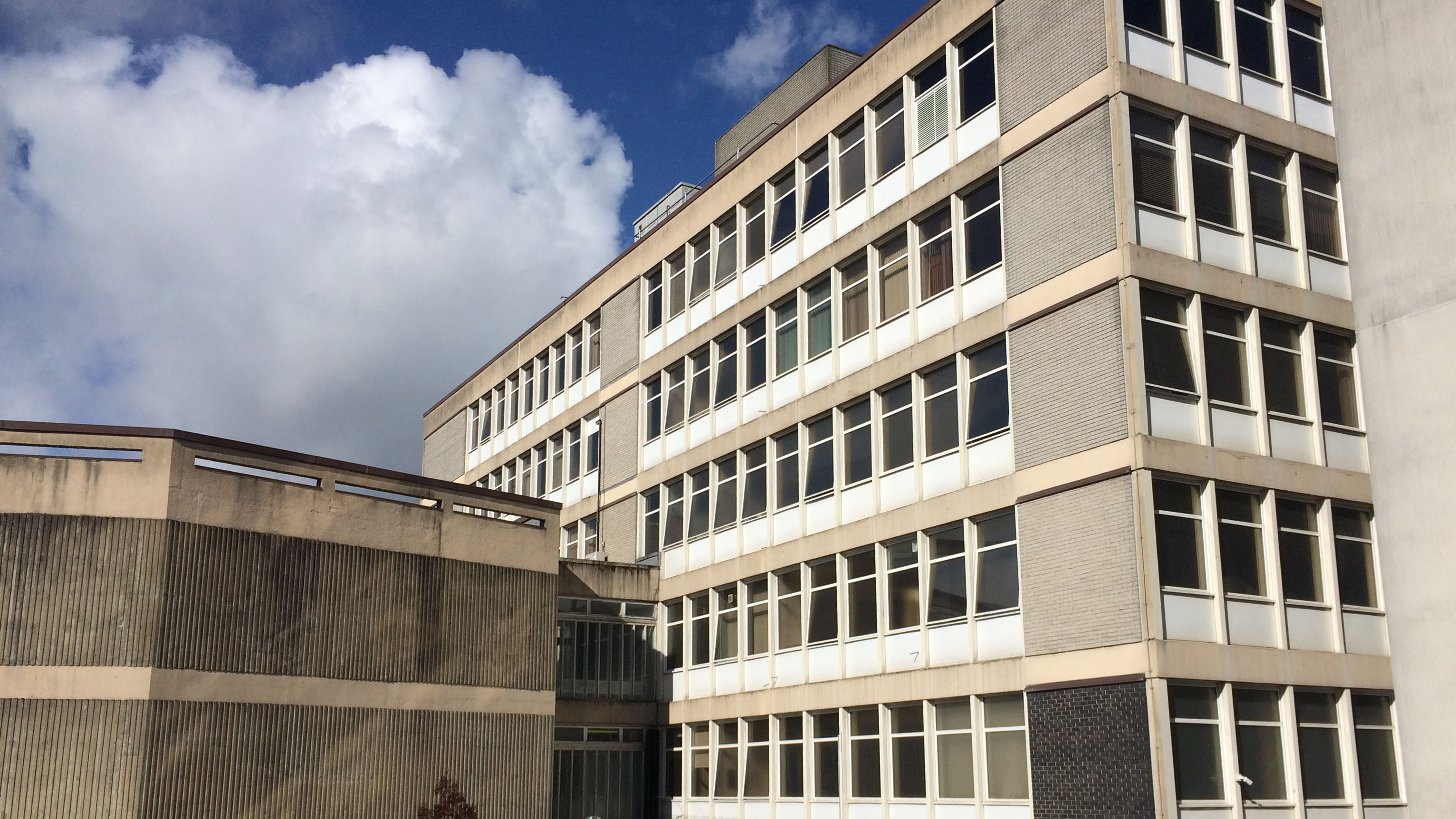 Ty Dewi Sant - Visitor information - Cardiff University